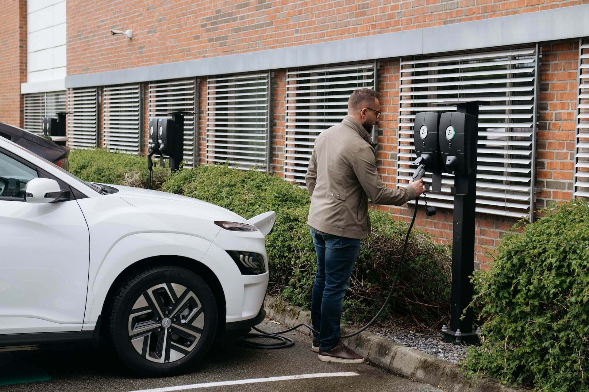 Ladestationen - DIGITROL - E-Mobilität Rhein-Main-Gebiet